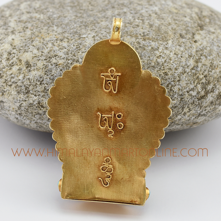 Dancing Ganesha Silver Ghau Pendant: Worn as pendant by Buddhists.